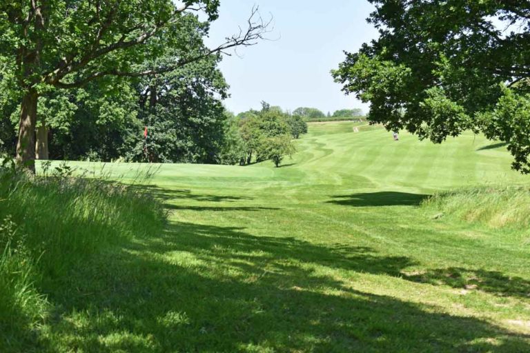 Golf at Surrey National Golf Club - 18 Hole Golf Course Chaldon, Surrey